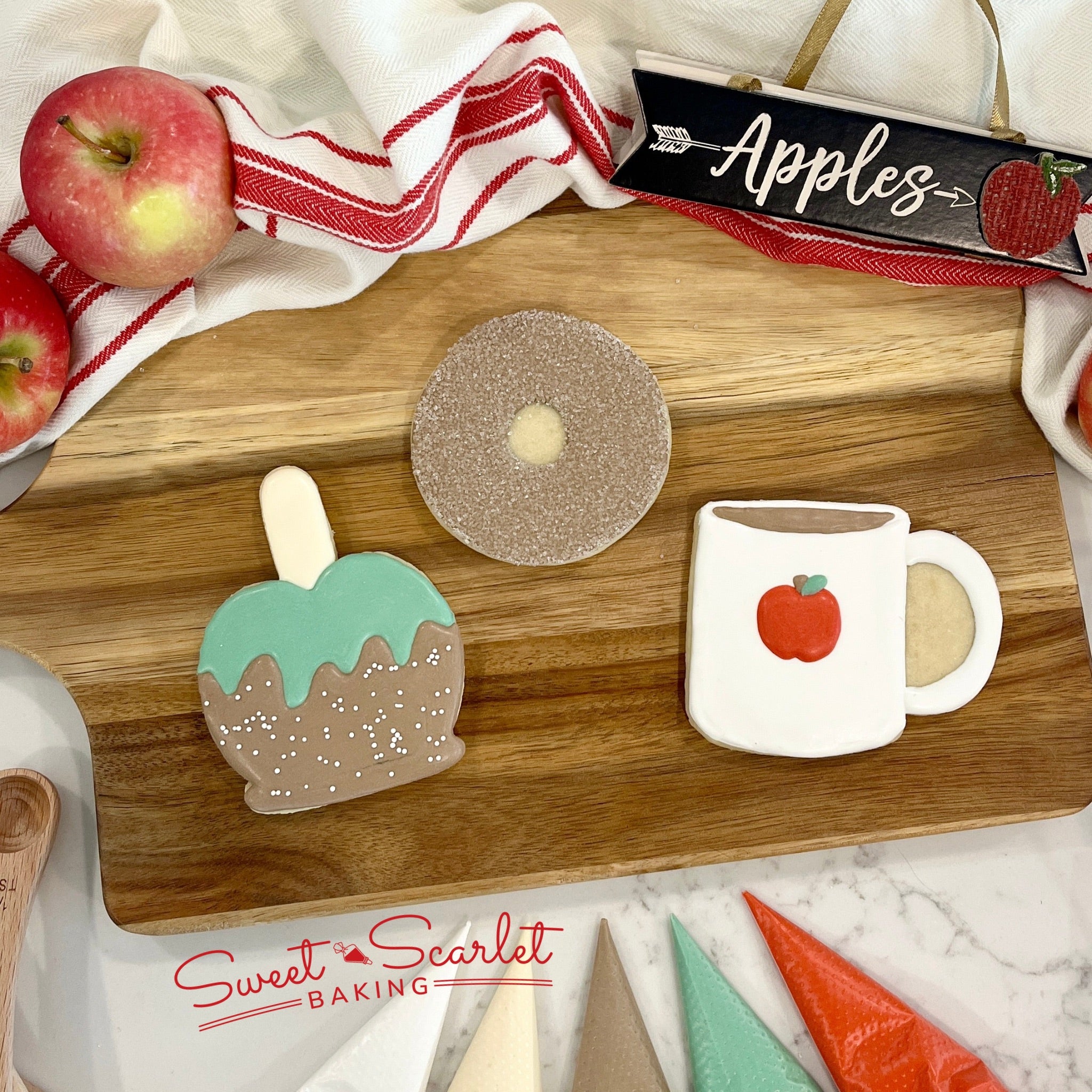 Sweet Scarlet Baking | Royal Icing Cookie Decorating Lessons