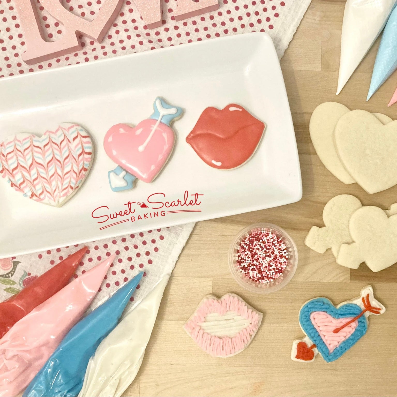 Sweet Scarlet Baking | Royal Icing Cookie Decorating Lessons